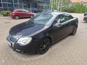 Black Volkswagen Eos 2008 in Vilnius, with an engine capacity of 1.98 L and mileage of 212 thousand km for 3950 €, photo 3 on AUTOMOTO.COM.LV