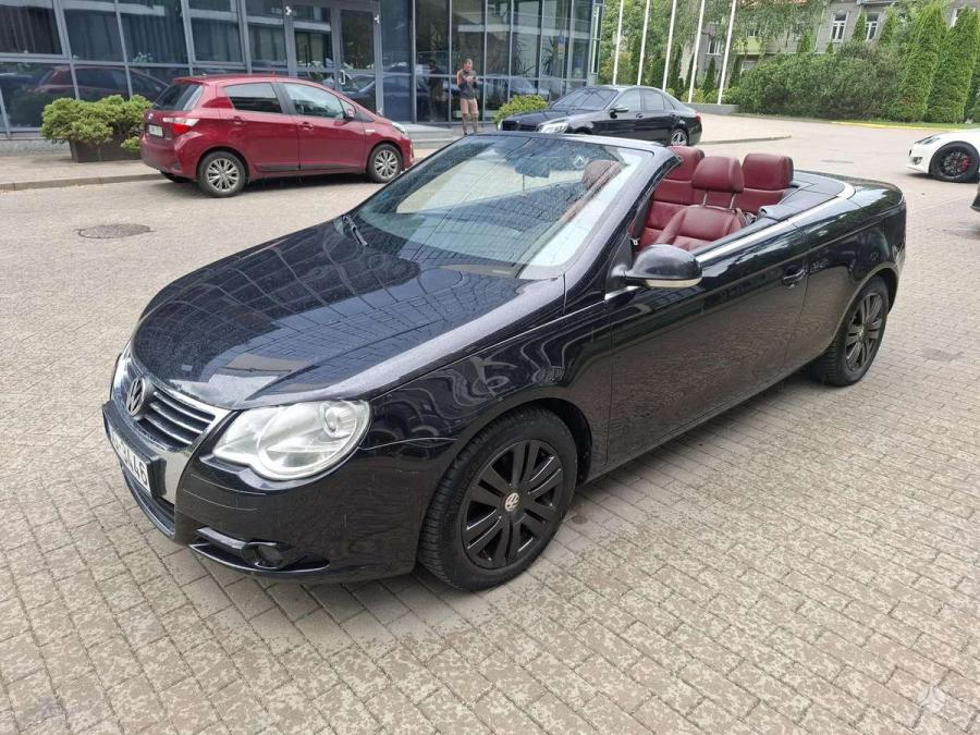 Black Volkswagen Eos 2008 in Vilnius, with an engine capacity of 1.98 L and mileage of 212 thousand km for 3950 €, photo 13 on AUTOMOTO.COM.LV