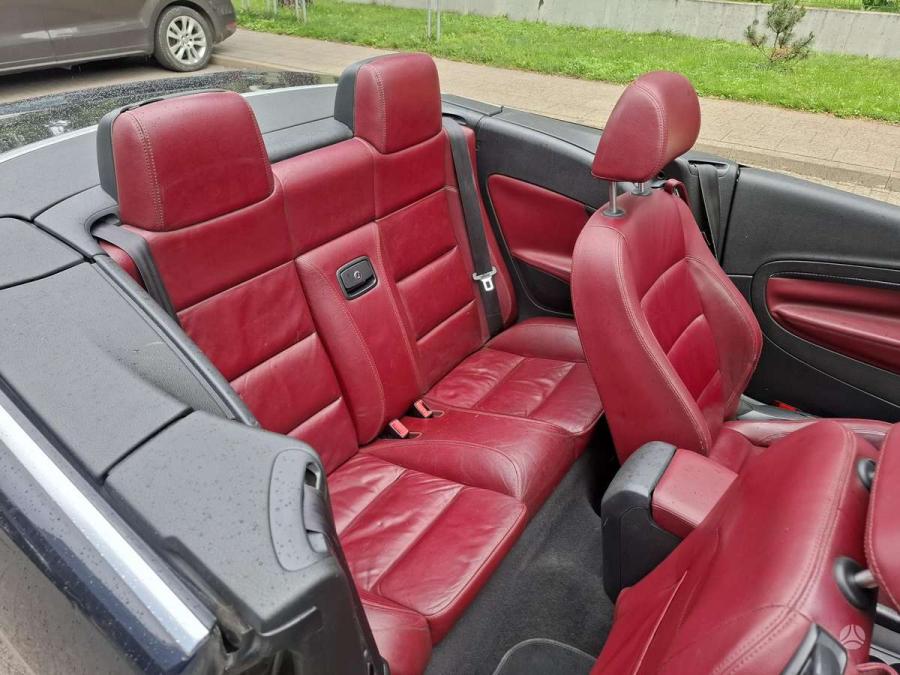 Black Volkswagen Eos 2008 in Vilnius, with an engine capacity of 1.98 L and mileage of 212 thousand km for 3950 €, photo 24 on AUTOMOTO.COM.LV