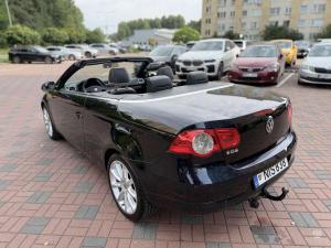 Melns Volkswagen Eos 2008 Viļņa, ar dzinēja tilpumu 1.97 L un nobraukumu 240 tūkst. km par 2250 €, foto 11 vietnē AUTOMOTO.COM.LV