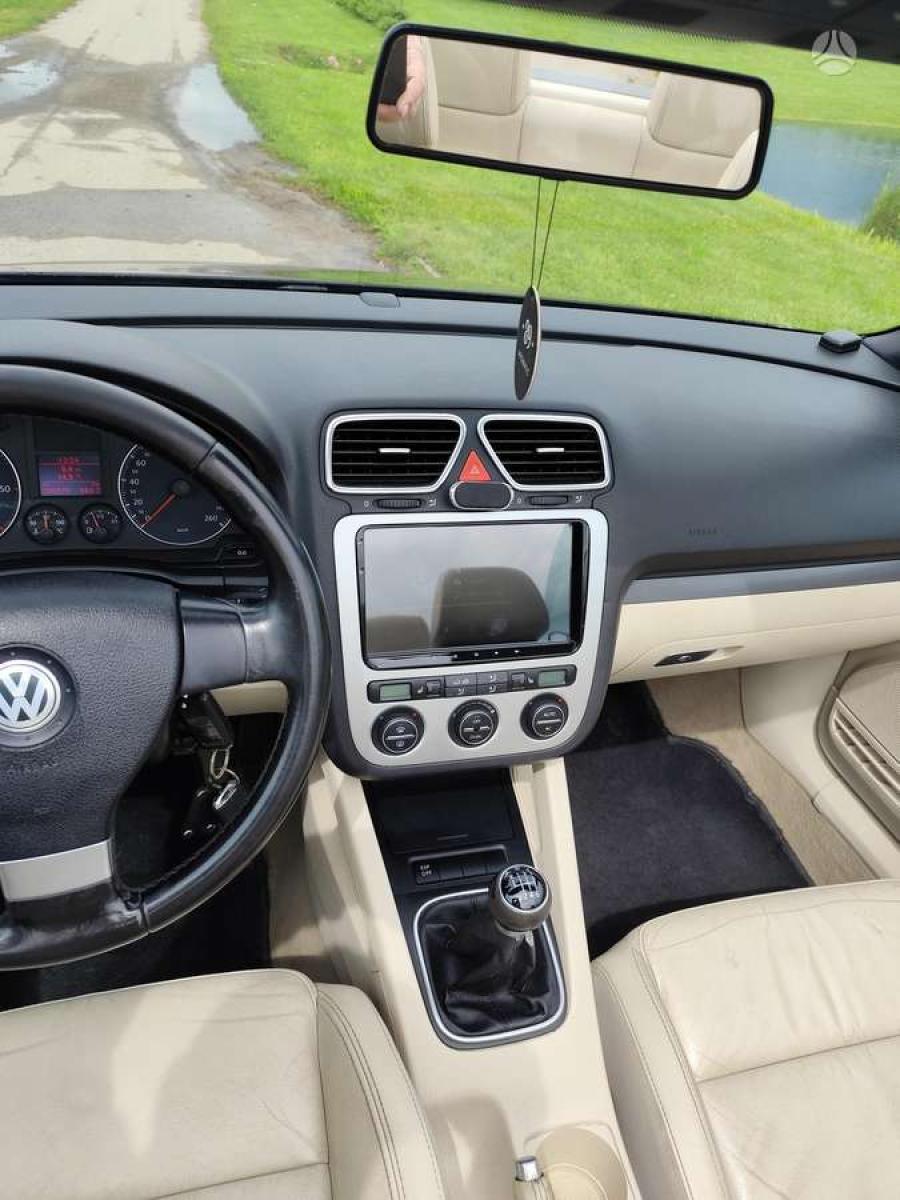 Melns Volkswagen Eos 2008 Kaišiadorys, ar dzinēja tilpumu 1.97 L un nobraukumu 306 tūkst. km par 4000 €, foto 5 vietnē AUTOMOTO.COM.LV