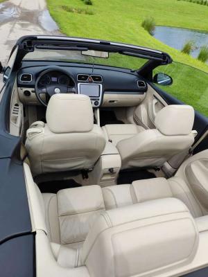 Melns Volkswagen Eos 2008 Kaišiadorys, ar dzinēja tilpumu 1.97 L un nobraukumu 306 tūkst. km par 4000 €, foto 9 vietnē AUTOMOTO.COM.LV