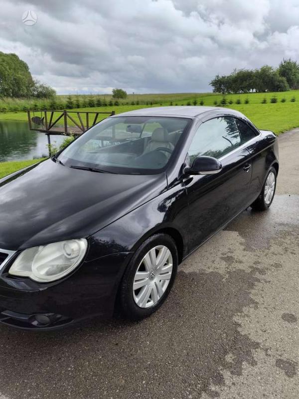 Melns Volkswagen Eos 2008 Kaišiadorys, ar dzinēja tilpumu 1.97 L un nobraukumu 306 tūkst. km par 4000 €, foto 10 vietnē AUTOMOTO.COM.LV