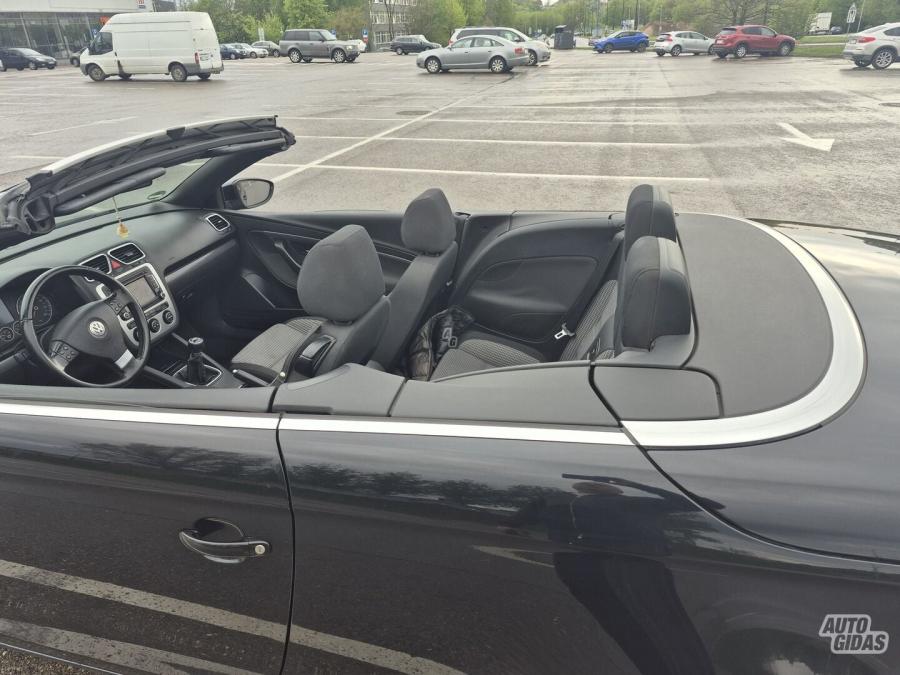 Black Volkswagen Eos 2009 in Vilnius, with an engine capacity of 1.40 L and mileage of 190 thousand km for 3690 €, photo 1 on AUTOMOTO.COM.LV