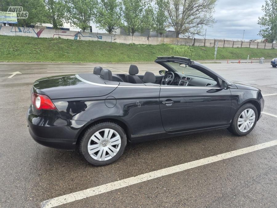Black Volkswagen Eos 2009 in Vilnius, with an engine capacity of 1.40 L and mileage of 190 thousand km for 3690 €, photo 4 on AUTOMOTO.COM.LV