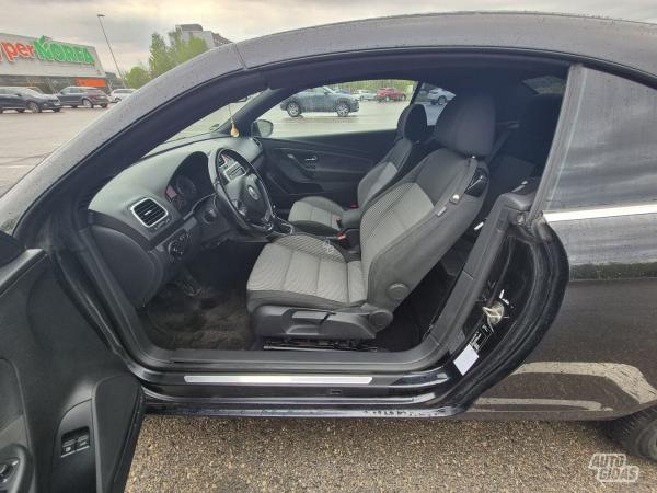 Melns Volkswagen Eos 2009 Viļņa, ar dzinēja tilpumu 1.40 L un nobraukumu 190 tūkst. km par 3690 €, foto 8 vietnē AUTOMOTO.COM.LV