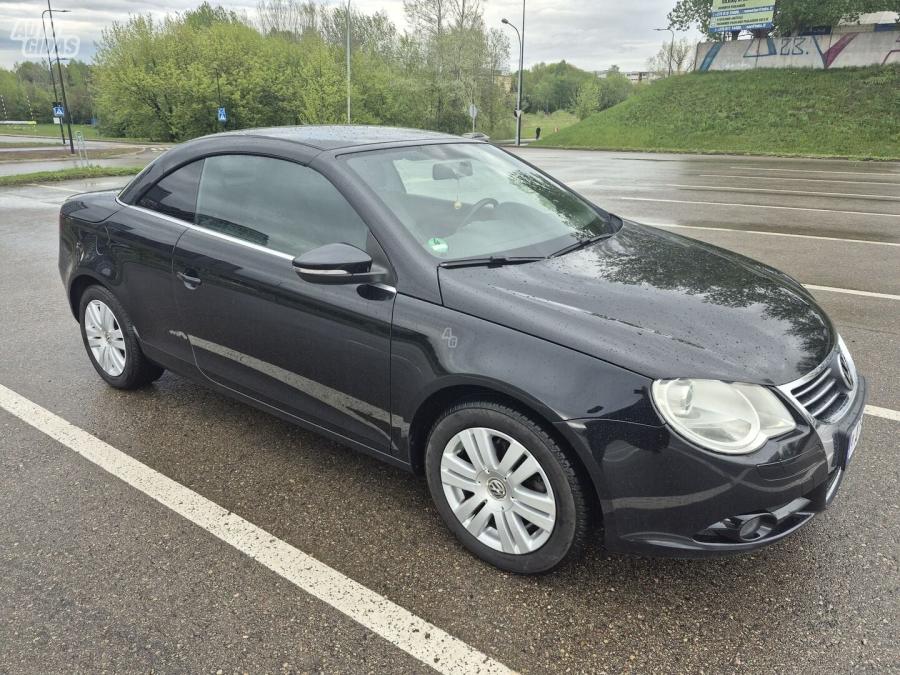 Black Volkswagen Eos 2009 in Vilnius, with an engine capacity of 1.40 L and mileage of 190 thousand km for 3690 €, photo 16 on AUTOMOTO.COM.LV