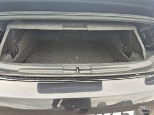 Black Volkswagen Eos 2009 in Vilnius, with an engine capacity of 1.40 L and mileage of 190 thousand km for 3690 €, photo 32 on AUTOMOTO.COM.LV