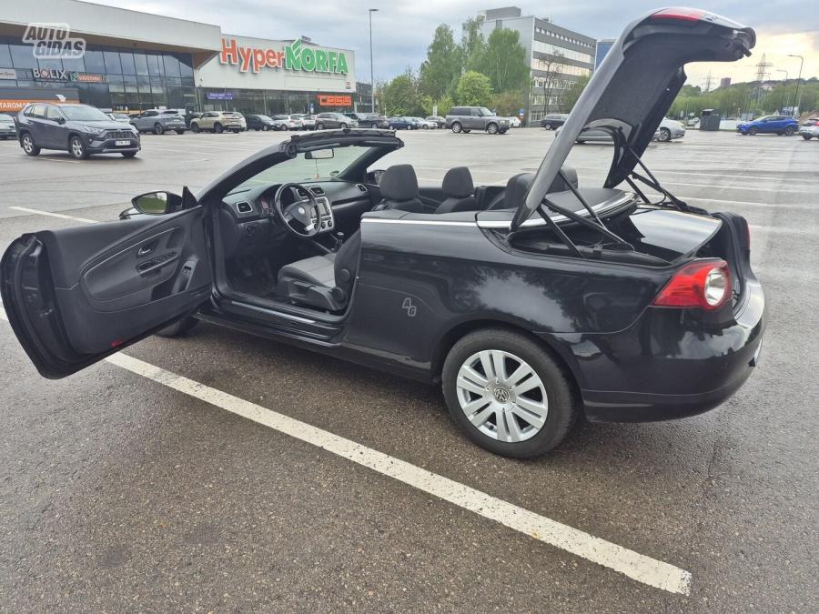 Black Volkswagen Eos 2009 in Vilnius, with an engine capacity of 1.40 L and mileage of 190 thousand km for 3690 €, photo 33 on AUTOMOTO.COM.LV