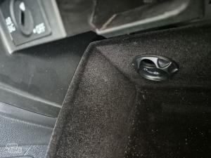 Black Volkswagen Eos 2009 in Vilnius, with an engine capacity of 1.40 L and mileage of 190 thousand km for 3690 €, photo 35 on AUTOMOTO.COM.LV