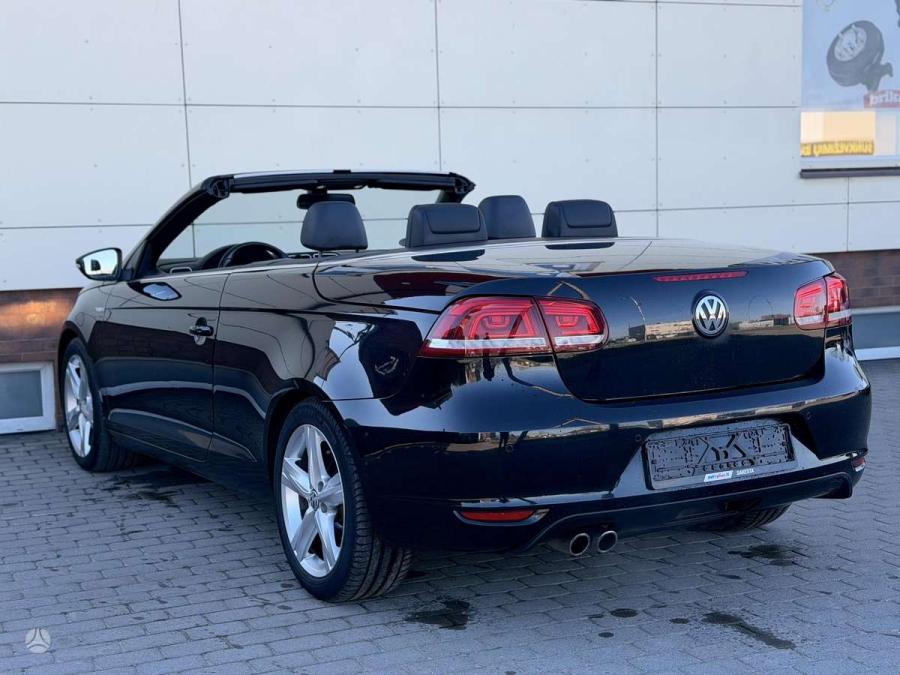 Melns Volkswagen Eos 2011 Kretinga, ar dzinēja tilpumu 1.40 L un nobraukumu 200 tūkst. km par 5600 €, foto 7 vietnē AUTOMOTO.COM.LV
