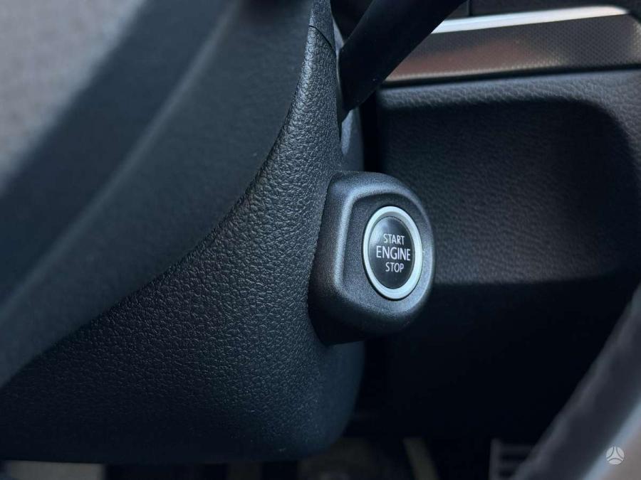 Melns Volkswagen Eos 2011 Kretinga, ar dzinēja tilpumu 1.40 L un nobraukumu 200 tūkst. km par 5600 €, foto 22 vietnē AUTOMOTO.COM.LV