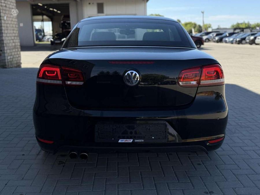 Melns Volkswagen Eos 2011 Kretinga, ar dzinēja tilpumu 1.40 L un nobraukumu 200 tūkst. km par 5750 €, foto 6 vietnē AUTOMOTO.COM.LV