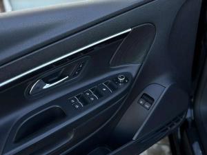 Melns Volkswagen Eos 2011 Kretinga, ar dzinēja tilpumu 1.40 L un nobraukumu 200 tūkst. km par 5750 €, foto 16 vietnē AUTOMOTO.COM.LV