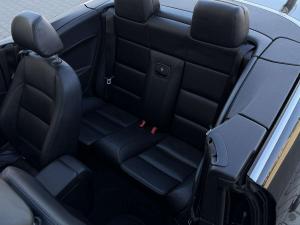 Melns Volkswagen Eos 2011 Kretinga, ar dzinēja tilpumu 1.40 L un nobraukumu 200 tūkst. km par 5750 €, foto 23 vietnē AUTOMOTO.COM.LV