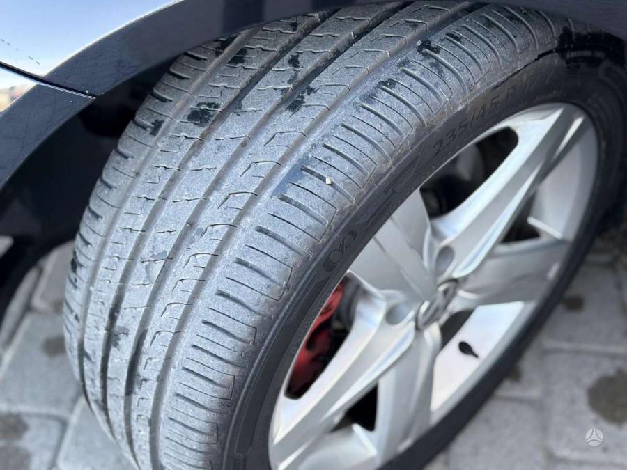 Melns Volkswagen Eos 2011 Kretinga, ar dzinēja tilpumu 1.40 L un nobraukumu 200 tūkst. km par 5750 €, foto 27 vietnē AUTOMOTO.COM.LV