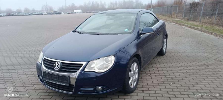 Zils Volkswagen Eos 2006 Marijampole, ar dzinēja tilpumu 2.00 L un nobraukumu 247 tūkst. km par 2650 €, foto 1 vietnē AUTOMOTO.COM.LV