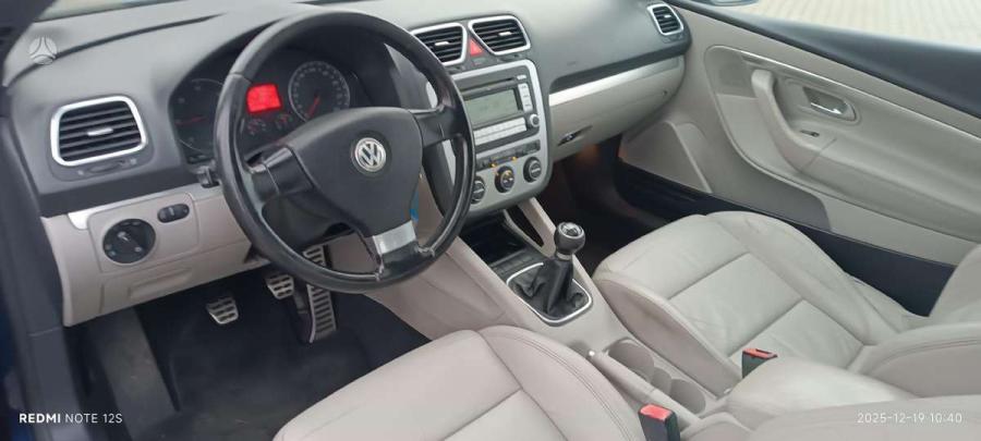Zils Volkswagen Eos 2006 Marijampole, ar dzinēja tilpumu 2.00 L un nobraukumu 247 tūkst. km par 2650 €, foto 10 vietnē AUTOMOTO.COM.LV