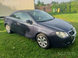 Zils Volkswagen Eos 2006 Rīga, ar dzinēja tilpumu 1.60 L un nobraukumu 240 tūkst. km par 2700 €, foto  vietnē AUTOMOTO.COM.LV