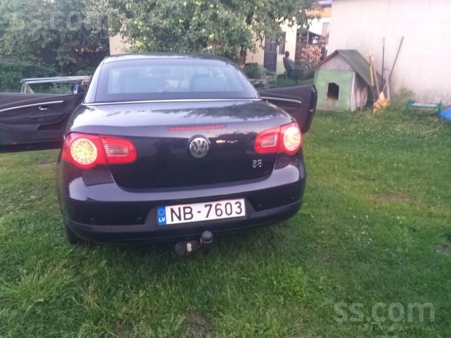 Blue Volkswagen Eos 2006 in Riga, with an engine capacity of 1.60 L and mileage of 240 thousand km for 2700 €, photo 3 on AUTOMOTO.COM.LV