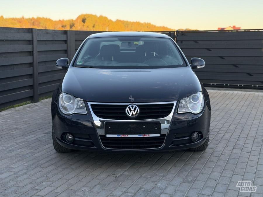 Blue Volkswagen Eos 2006 in Kretinga, with an engine capacity of 1.60 L and mileage of 161 thousand km for 2950 €, photo 3 on AUTOMOTO.COM.LV