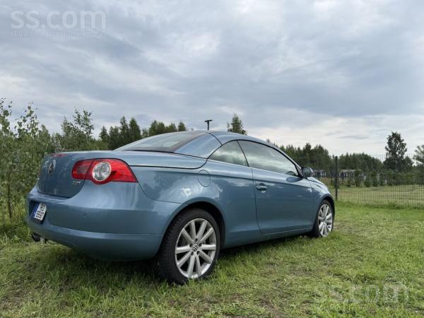 Zils Volkswagen Eos 2007 Jūrmala, ar dzinēja tilpumu 2.00 L un nobraukumu 216 tūkst. km par 3100 €, foto 3 vietnē AUTOMOTO.COM.LV