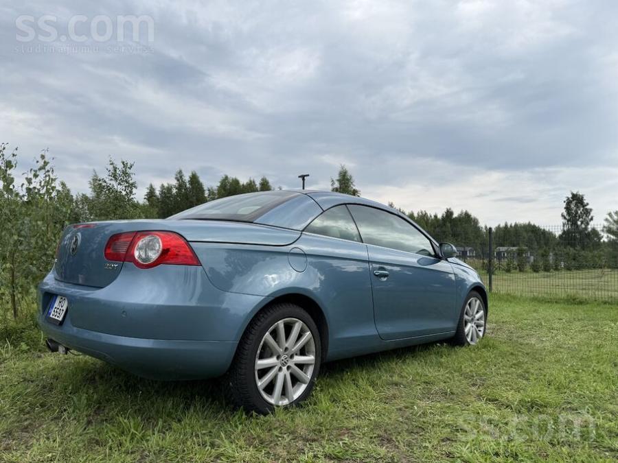 Zils Volkswagen Eos 2007 Jūrmala, ar dzinēja tilpumu 2.00 L un nobraukumu 216 tūkst. km par 3100 €, foto 4 vietnē AUTOMOTO.COM.LV