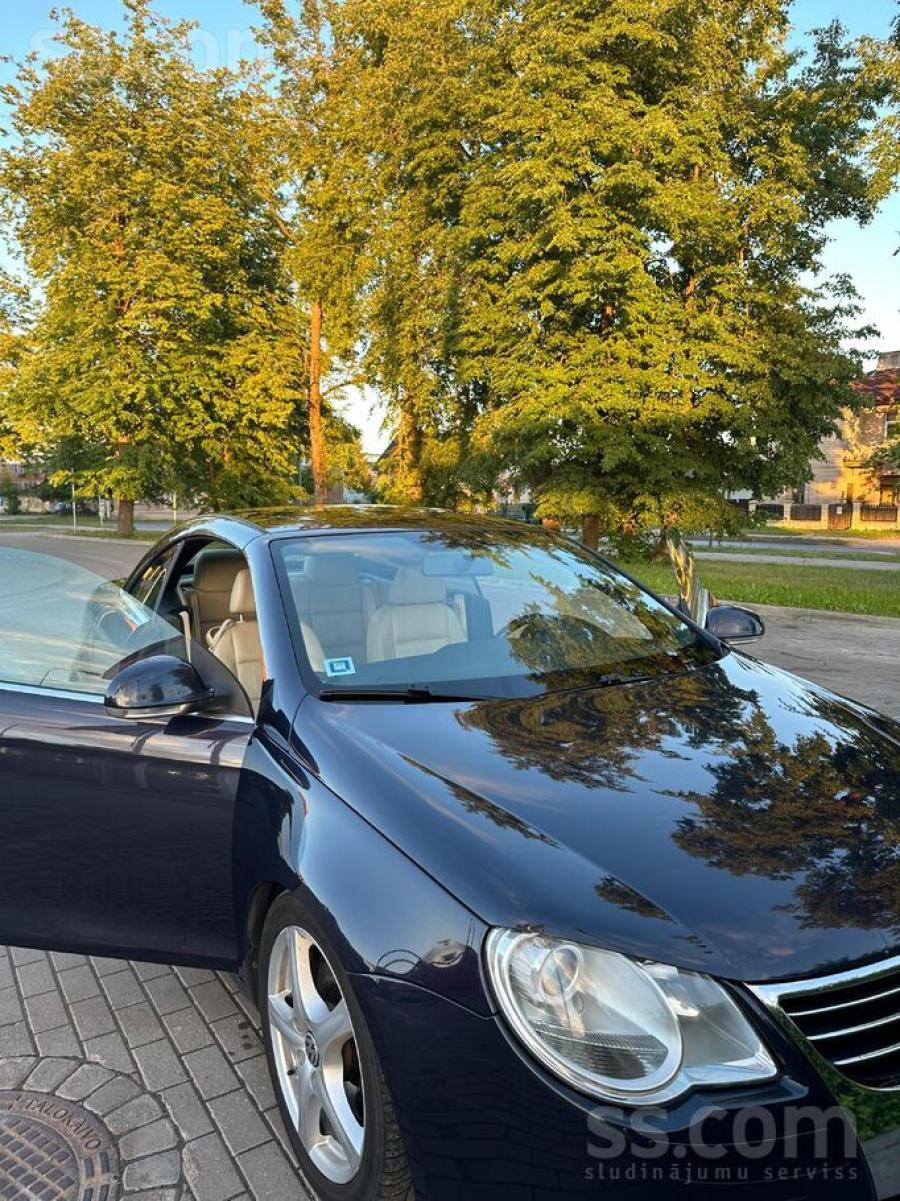 Zils Volkswagen Eos 2008 Jelgava, ar dzinēja tilpumu 2.00 L un nobraukumu 239 tūkst. km par 3800 €, foto 4 vietnē AUTOMOTO.COM.LV
