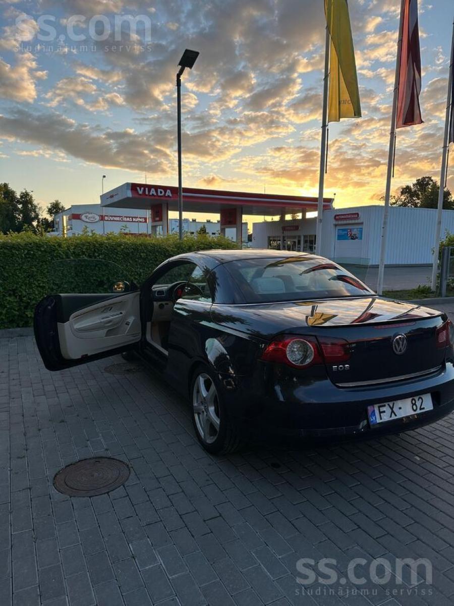 Zils Volkswagen Eos 2008 Jelgava, ar dzinēja tilpumu 2.00 L un nobraukumu 239 tūkst. km par 3800 €, foto 7 vietnē AUTOMOTO.COM.LV