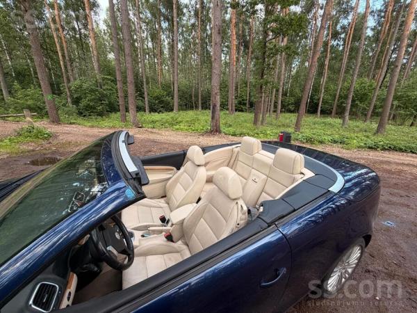 Blue Volkswagen Eos 2008 in Riga, with an engine capacity of 1.90 L and mileage of 488 thousand km for 2300 €, photo 3 on AUTOMOTO.COM.LV
