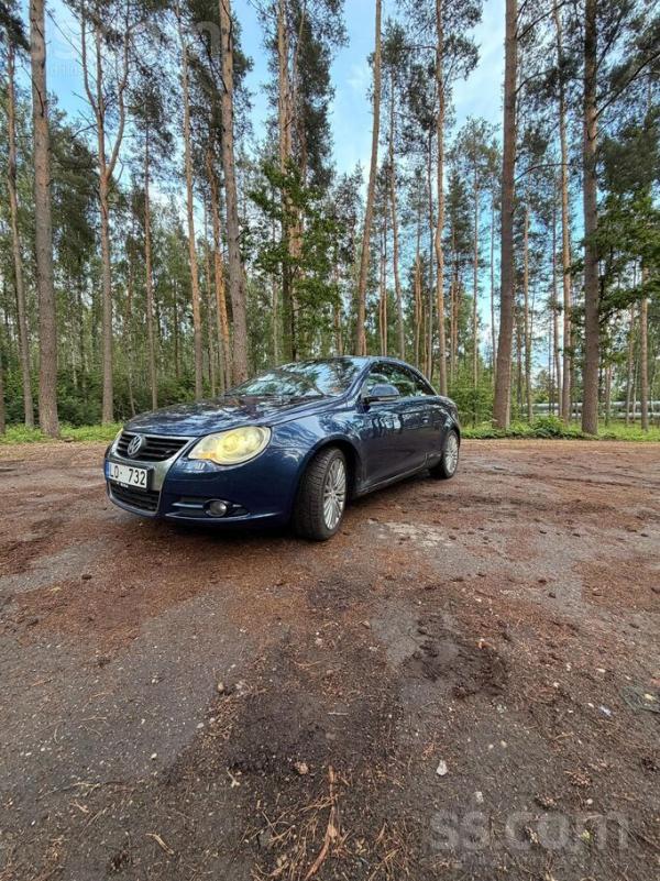 Синий Фольксваген Эос 2008 в Рига, объемом двигателя 1.90 л и пробегом 488 тыс. км за 2300 €, фото 9 на AUTOMOTO.COM.LV