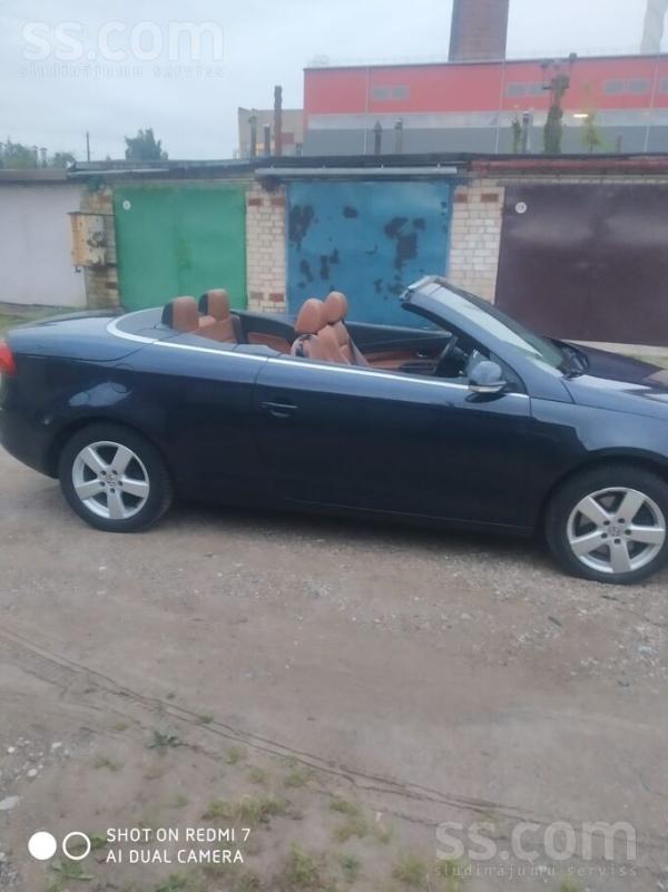 Blue Volkswagen Eos 2008 in Daugavpils, with an engine capacity of 2.00 L and mileage of 212 thousand km for 3450 €, photo 4 on AUTOMOTO.COM.LV