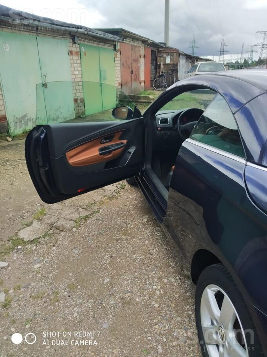 Blue Volkswagen Eos 2008 in Daugavpils, with an engine capacity of 2.00 L and mileage of 212 thousand km for 3450 €, photo 15 on AUTOMOTO.COM.LV