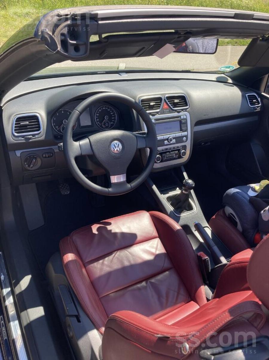 Zils Volkswagen Eos 2010 Daugavpils, ar dzinēja tilpumu 1.40 L un nobraukumu 223 tūkst. km par 4350 €, foto 7 vietnē AUTOMOTO.COM.LV