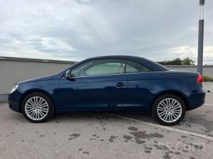 Zils Volkswagen Eos 2008 Ogre, ar dzinēja tilpumu 2.00 L un nobraukumu 143 tūkst. km par 5790 €, foto 8 vietnē AUTOMOTO.COM.LV