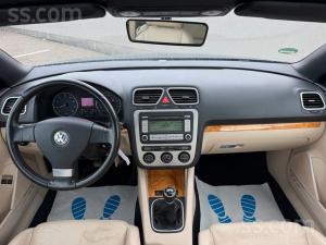 Zils Volkswagen Eos 2008 Ogre, ar dzinēja tilpumu 2.00 L un nobraukumu 143 tūkst. km par 5790 €, foto 16 vietnē AUTOMOTO.COM.LV