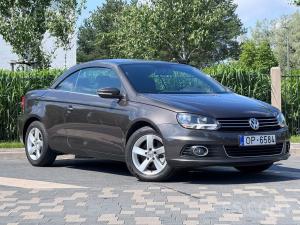 Brown Volkswagen Eos 2011 in Jelgava, with an engine capacity of 2.00 L and mileage of 200 thousand km for 6800 €, photo 4 on AUTOMOTO.COM.LV