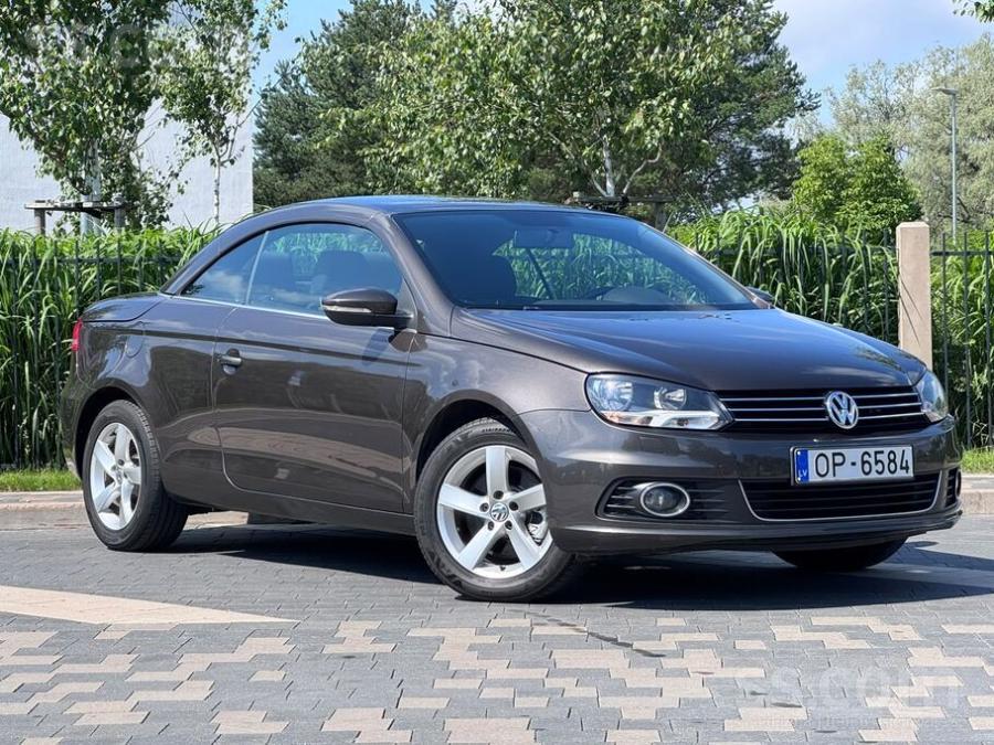 Brown Volkswagen Eos 2011 in Jelgava, with an engine capacity of 2.00 L and mileage of 200 thousand km for 6800 €, photo 4 on AUTOMOTO.COM.LV