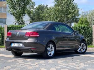 Brown Volkswagen Eos 2011 in Jelgava, with an engine capacity of 2.00 L and mileage of 200 thousand km for 6800 €, photo 7 on AUTOMOTO.COM.LV
