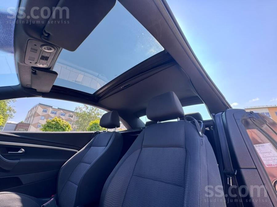 Brown Volkswagen Eos 2011 in Jelgava, with an engine capacity of 2.00 L and mileage of 200 thousand km for 6800 €, photo 15 on AUTOMOTO.COM.LV