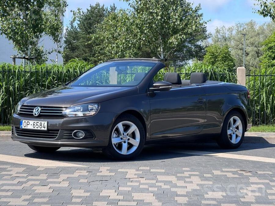 Brown Volkswagen Eos 2011 in Jelgava, with an engine capacity of 2.00 L and mileage of 200 thousand km for 6800 €, photo 28 on AUTOMOTO.COM.LV