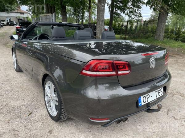 Brown Volkswagen Eos 2012 in Riga, with an engine capacity of 1.40 L and mileage of 212 thousand km for 6650 €, photo 3 on AUTOMOTO.COM.LV