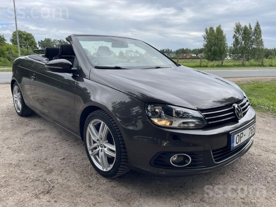 Brown Volkswagen Eos 2012 in Riga, with an engine capacity of 1.40 L and mileage of 212 thousand km for 6650 €, photo 8 on AUTOMOTO.COM.LV
