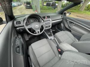 Brown Volkswagen Eos 2012 in Riga, with an engine capacity of 1.40 L and mileage of 212 thousand km for 6650 €, photo 11 on AUTOMOTO.COM.LV
