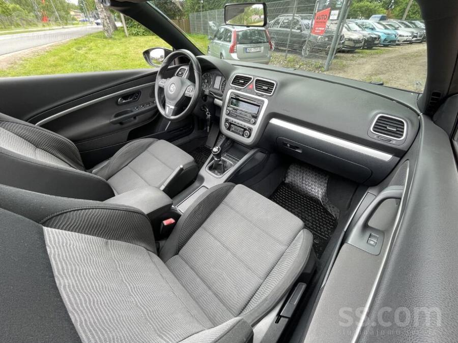 Brown Volkswagen Eos 2012 in Riga, with an engine capacity of 1.40 L and mileage of 212 thousand km for 6650 €, photo 15 on AUTOMOTO.COM.LV