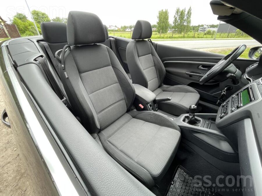 Brown Volkswagen Eos 2012 in Riga, with an engine capacity of 1.40 L and mileage of 212 thousand km for 6650 €, photo 16 on AUTOMOTO.COM.LV