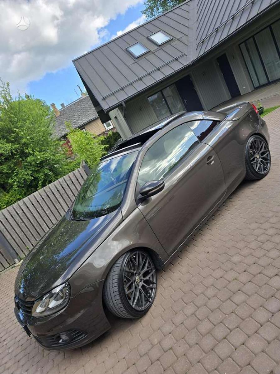 Brūns Volkswagen Eos 2012 Trakai, ar dzinēja tilpumu 1.98 L un nobraukumu 182 tūkst. km par 7799 €, foto 7 vietnē AUTOMOTO.COM.LV