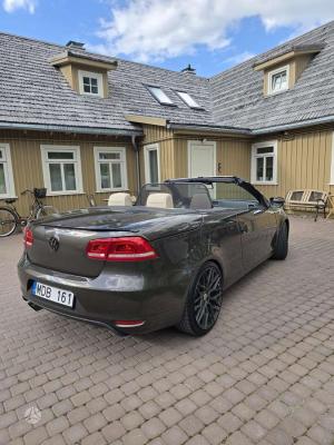 Brūns Volkswagen Eos 2012 Trakai, ar dzinēja tilpumu 1.98 L un nobraukumu 182 tūkst. km par 7799 €, foto 9 vietnē AUTOMOTO.COM.LV