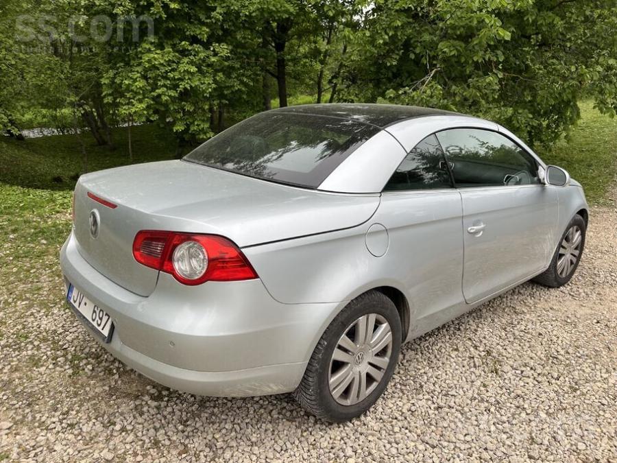 Volkswagen Eos 2006 in Riga, with an engine capacity of 2.00 L and mileage of 160 thousand km for 2999 €, photo 4 on AUTOMOTO.COM.LV