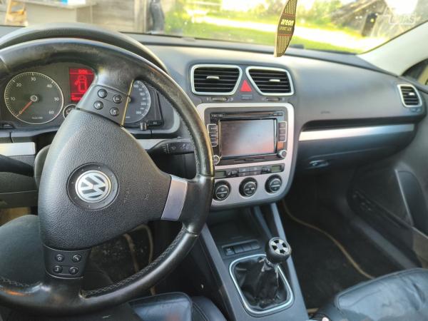 Volkswagen Eos 2008 in Alytus, with an engine capacity of 2.00 L and mileage of 407 thousand km for 1300 €, photo 4 on AUTOMOTO.COM.LV